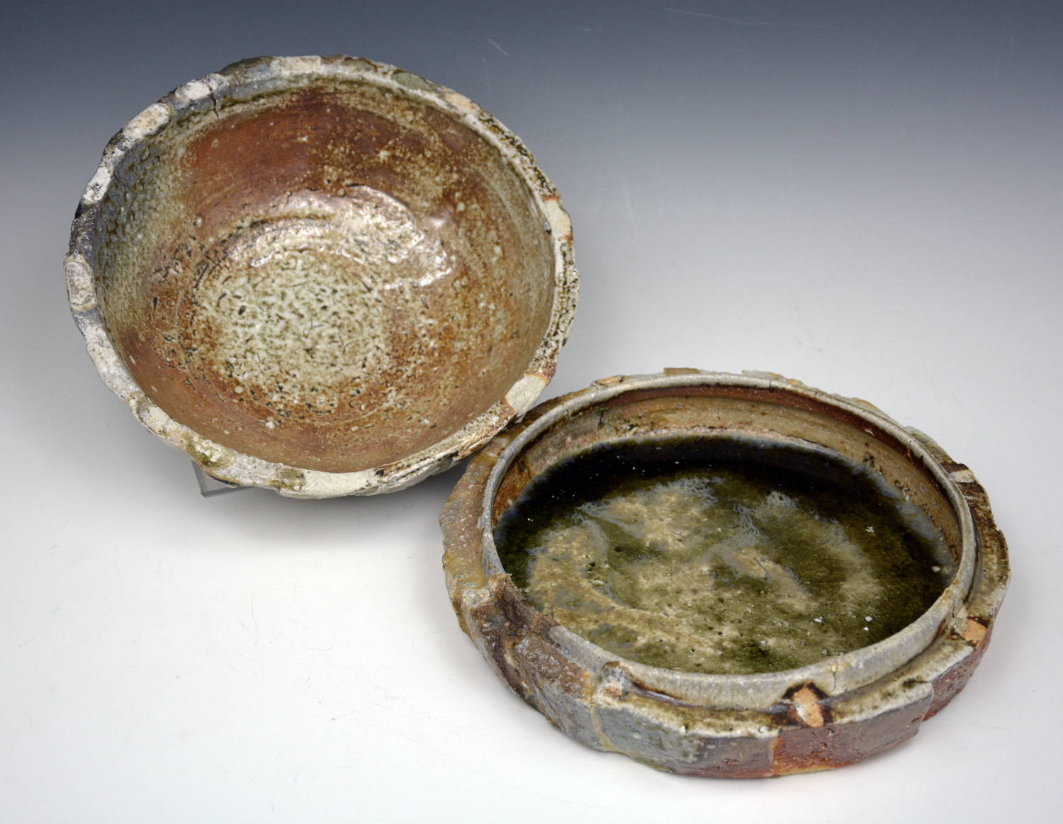 SHINOHARA – Round Ceramic Box with tomobako – The Ren Brown Collection ...